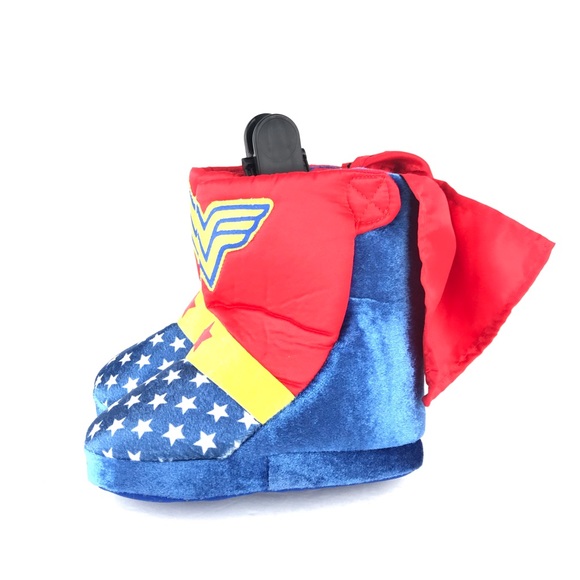 DC Comics | Shoes | Dc Comics Wonder Woman Little Girls Slippers | Poshmark